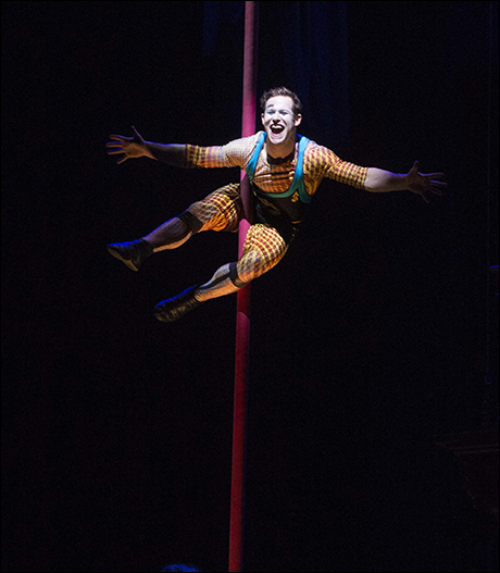 PHOTO CALL: Kyle Dean Massey and Ciara Renée Take First Bow in Broadway ...